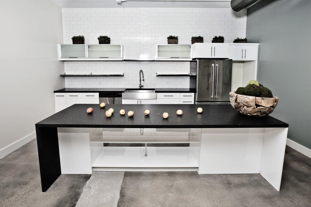 Kitchens - Cape Cod Quartz Countertops